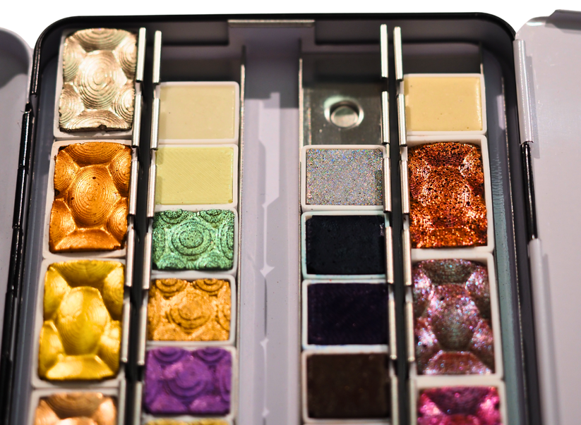 Skrim Infinity Box – 35 Handmade Artist Watercolors: Pigment, Shift ...